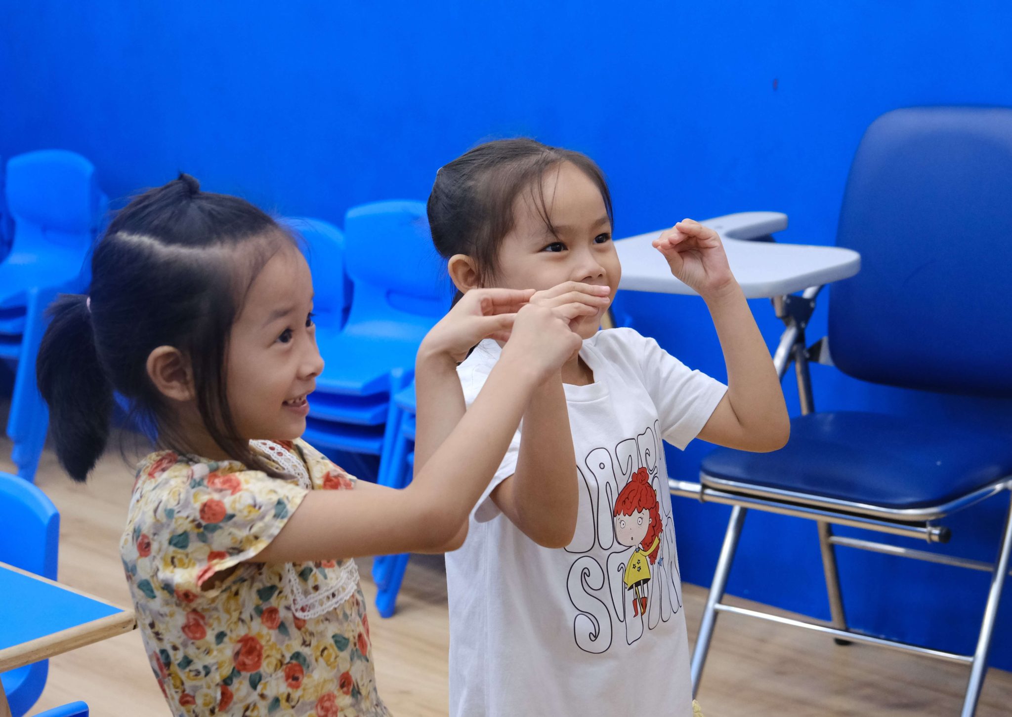 Trang chủ - NQH English